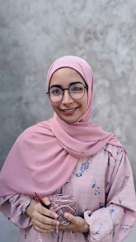 Berawal dari Iseng, Kak Ayu Berhasil Bangun Bisnis Kerajinan Rajut ... Berawal dari Iseng, Kak Ayu Berhasil Bangun Bisnis Kerajinan Rajut ...